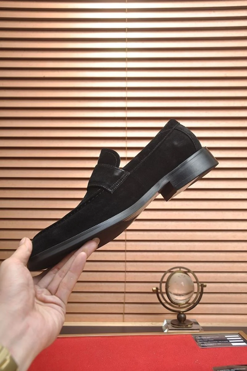 Accurate model Louis Vuitton Business Shoes
