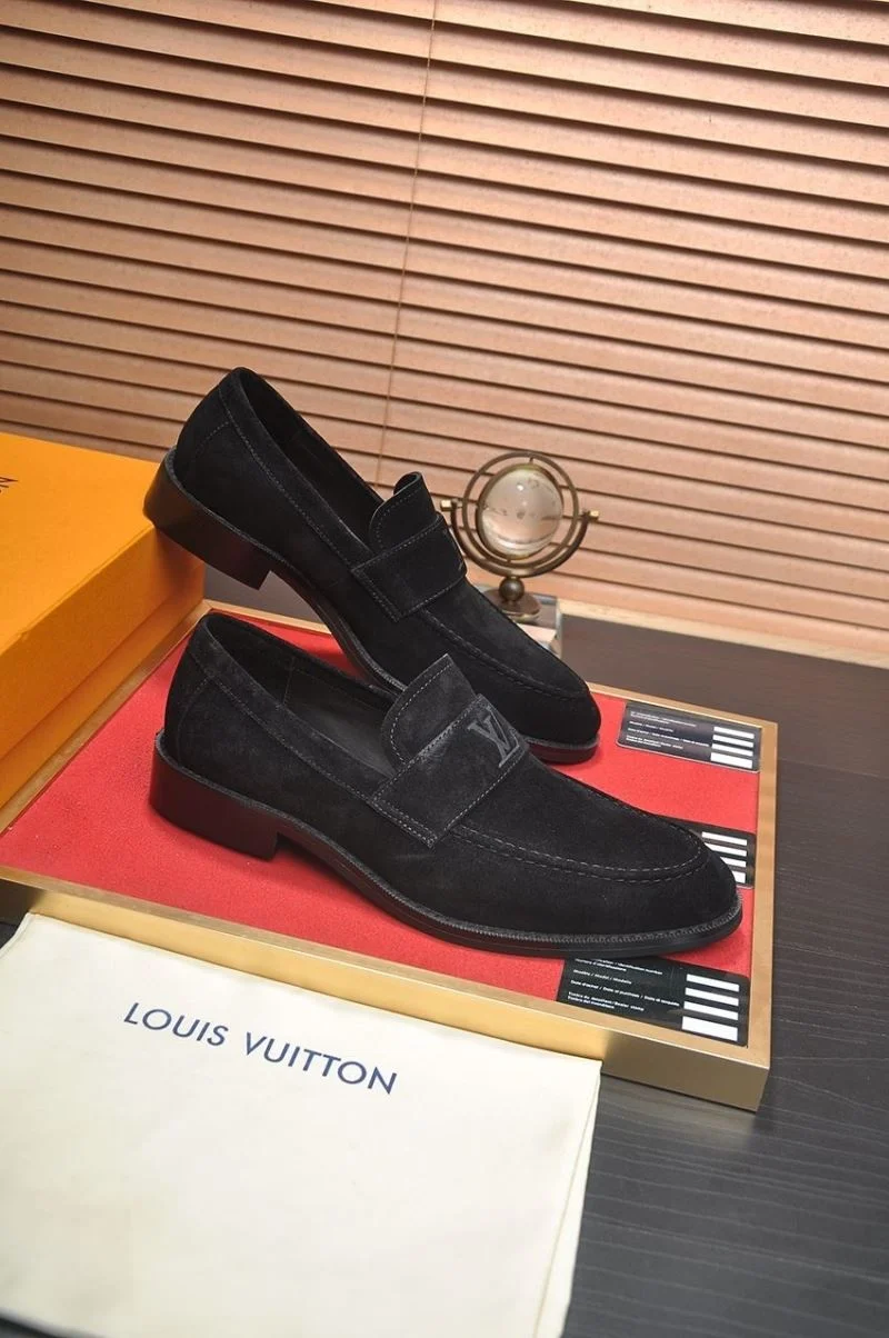 Accurate model Louis Vuitton Business Shoes