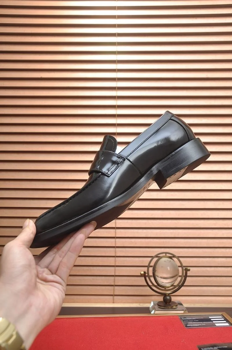 Indistinguishable Louis Vuitton Business Shoes