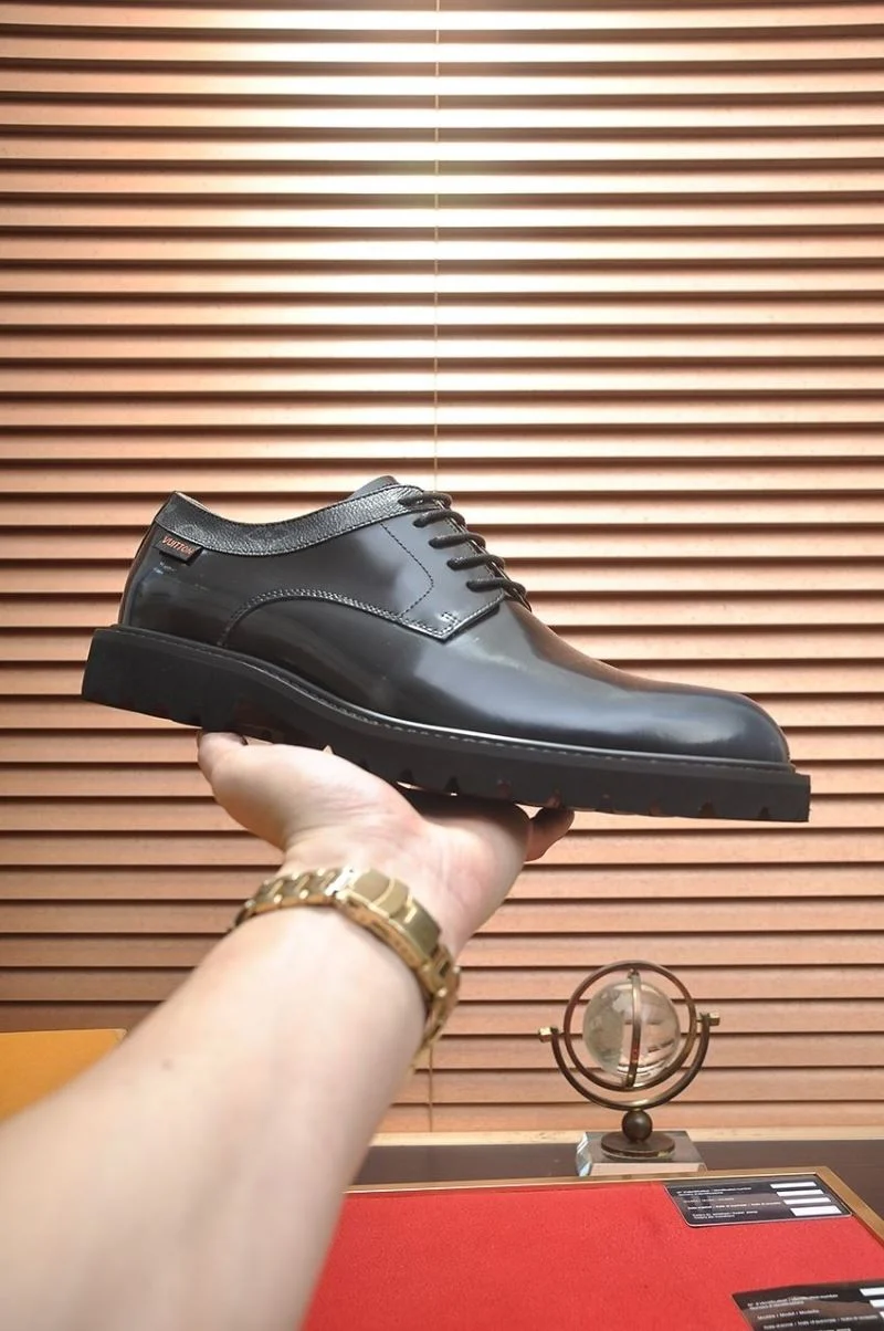 Mirror quality Louis Vuitton Business Shoes