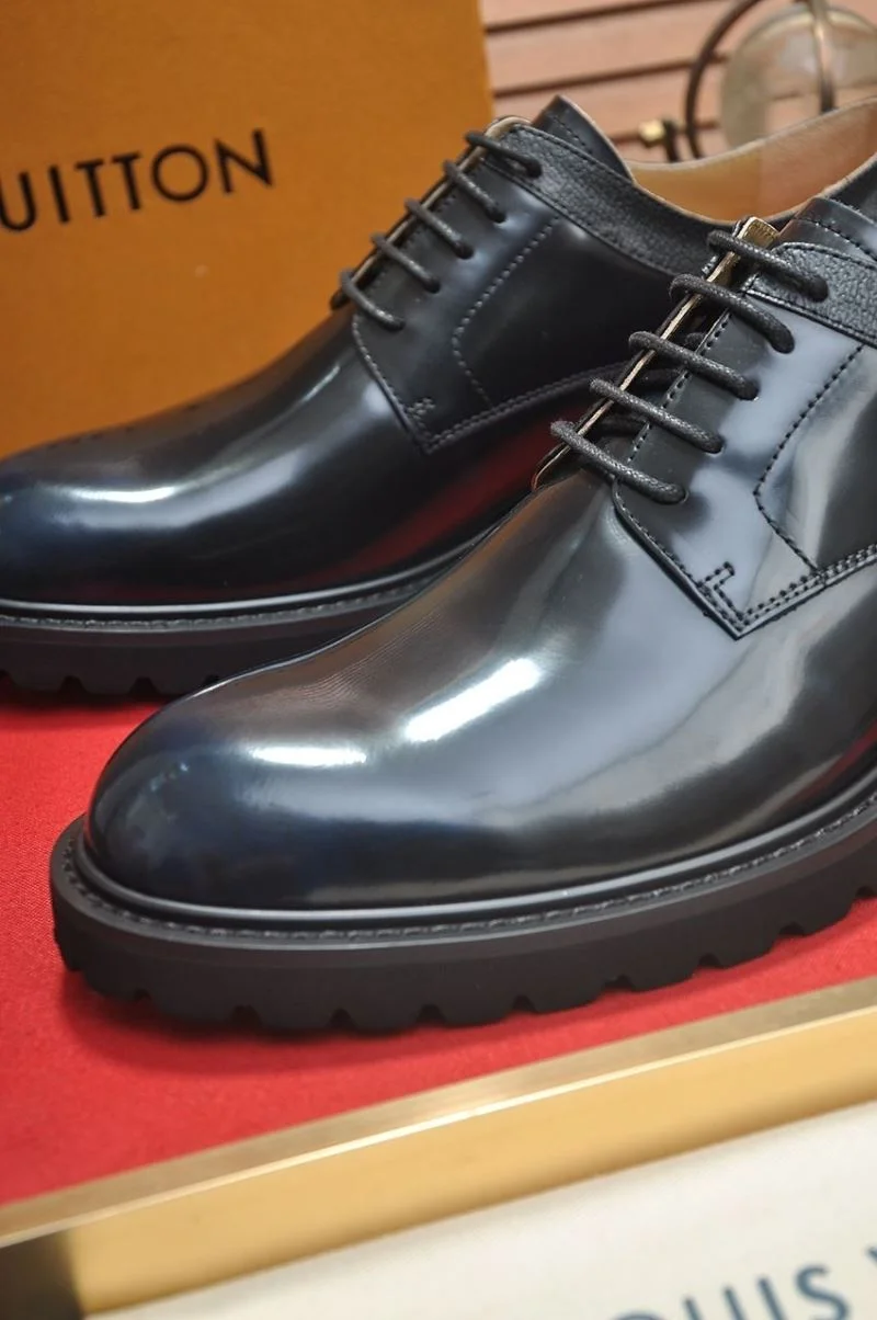Mirror quality Louis Vuitton Business Shoes