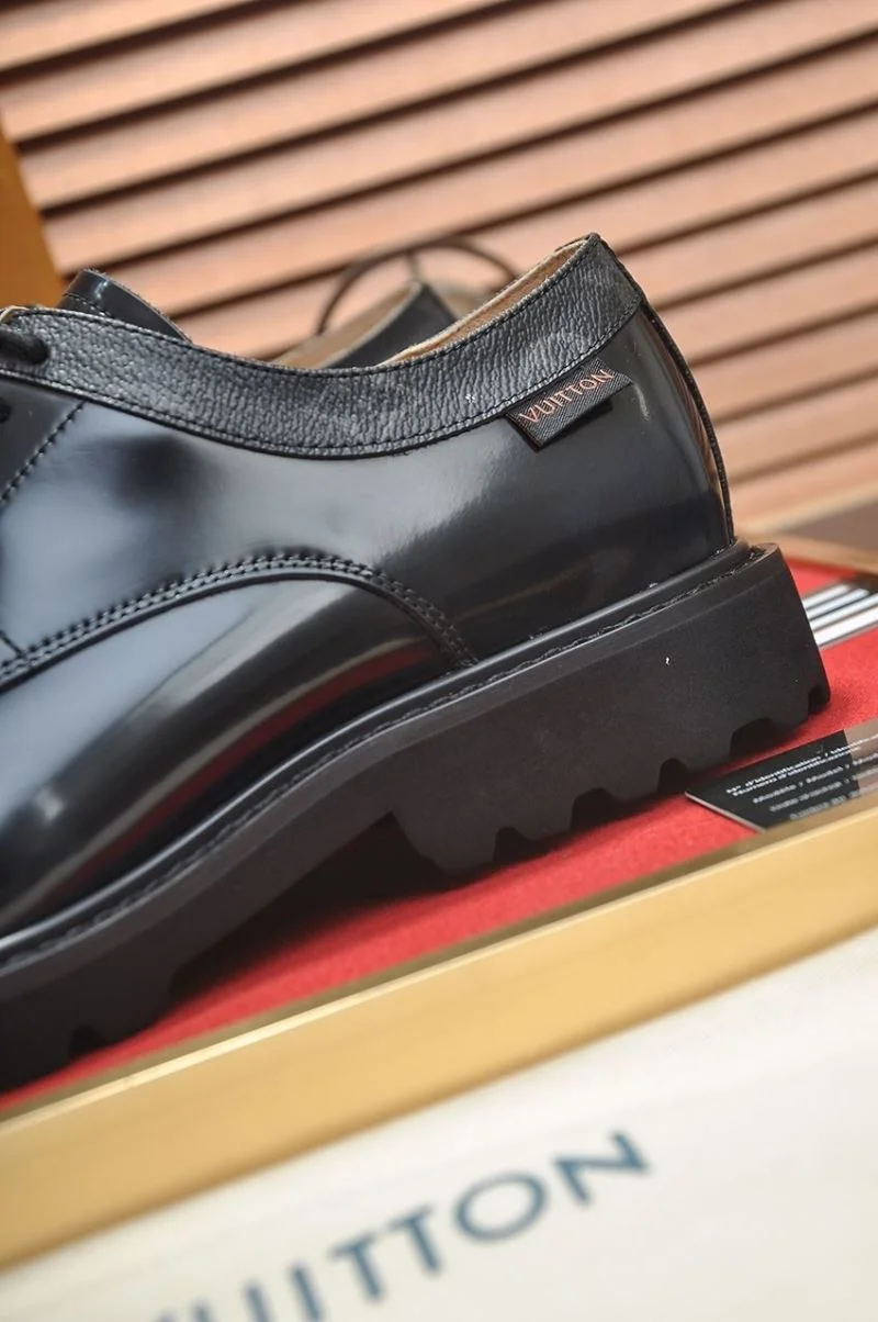 Mirror quality Louis Vuitton Business Shoes