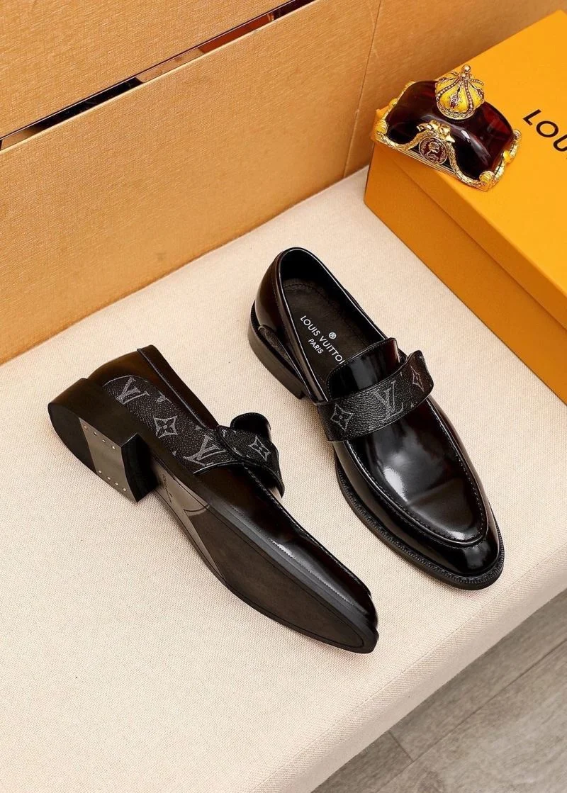 Accurate model Louis Vuitton Business Shoes
