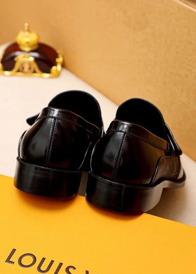 Accurate model Louis Vuitton Business Shoes