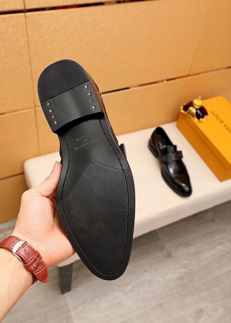 Accurate model Louis Vuitton Business Shoes