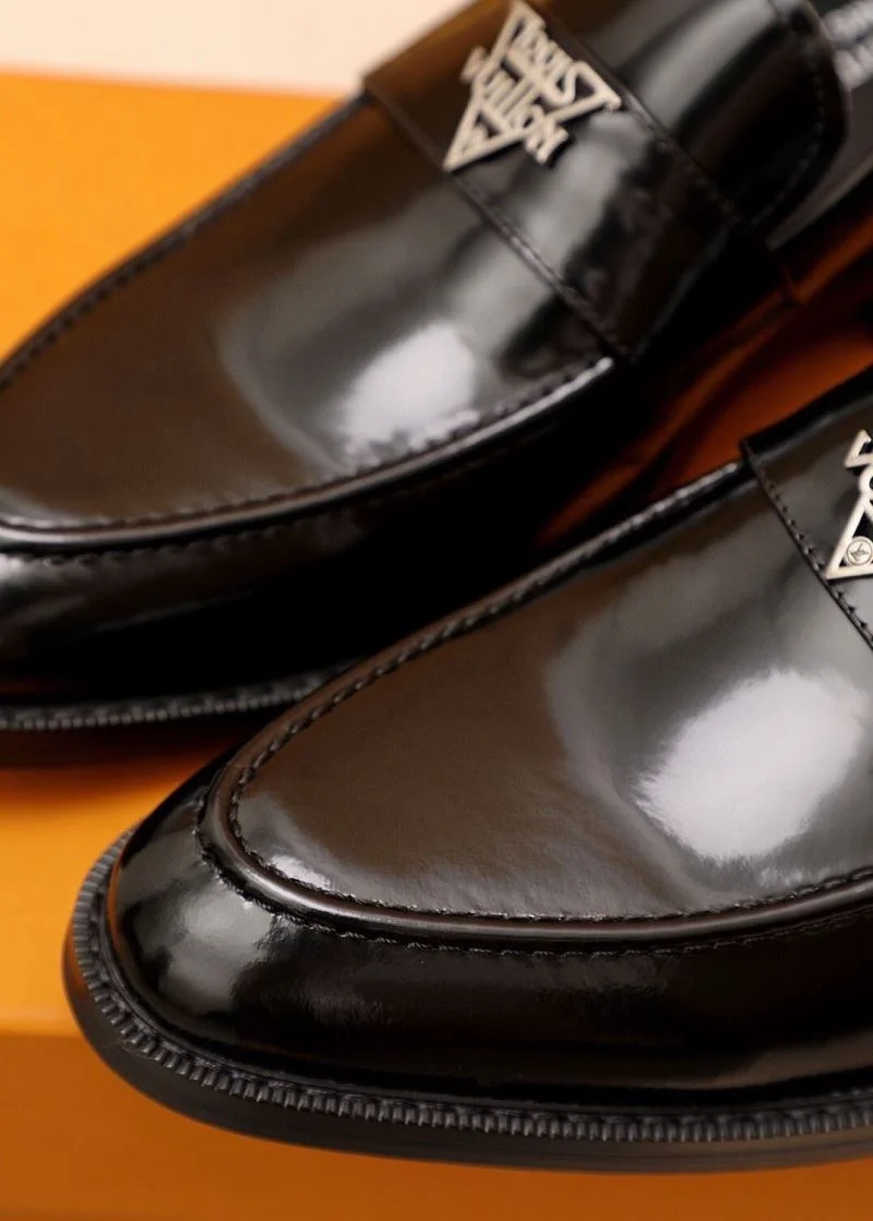 Budget-friendly Louis Vuitton Business Shoes