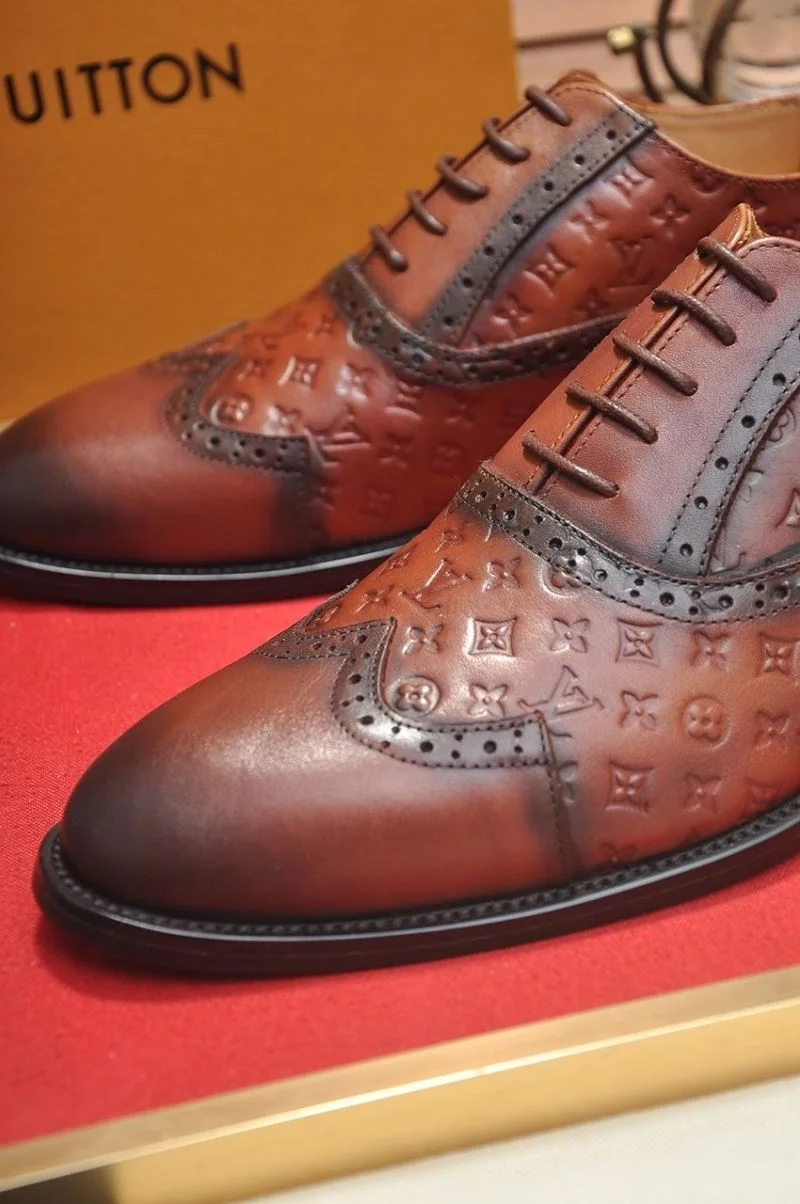 Accurate model Louis Vuitton Business Shoes