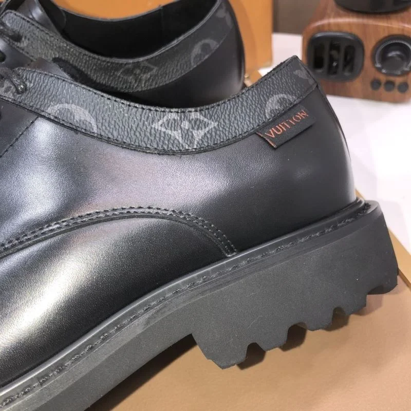 Precise copy Louis Vuitton Business Shoes