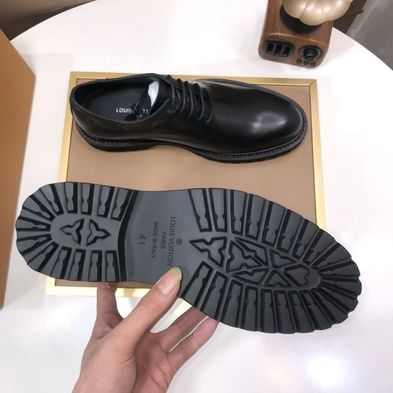 Precise copy Louis Vuitton Business Shoes