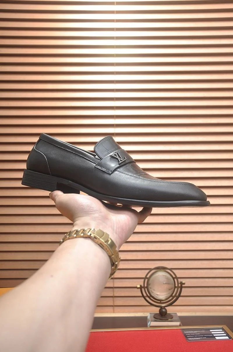Exact replica Louis Vuitton Business Shoes