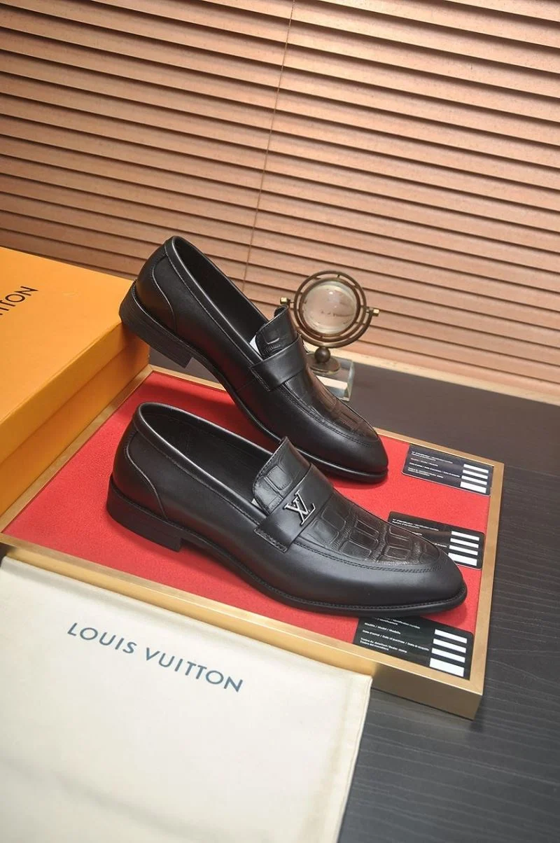 Exact replica Louis Vuitton Business Shoes