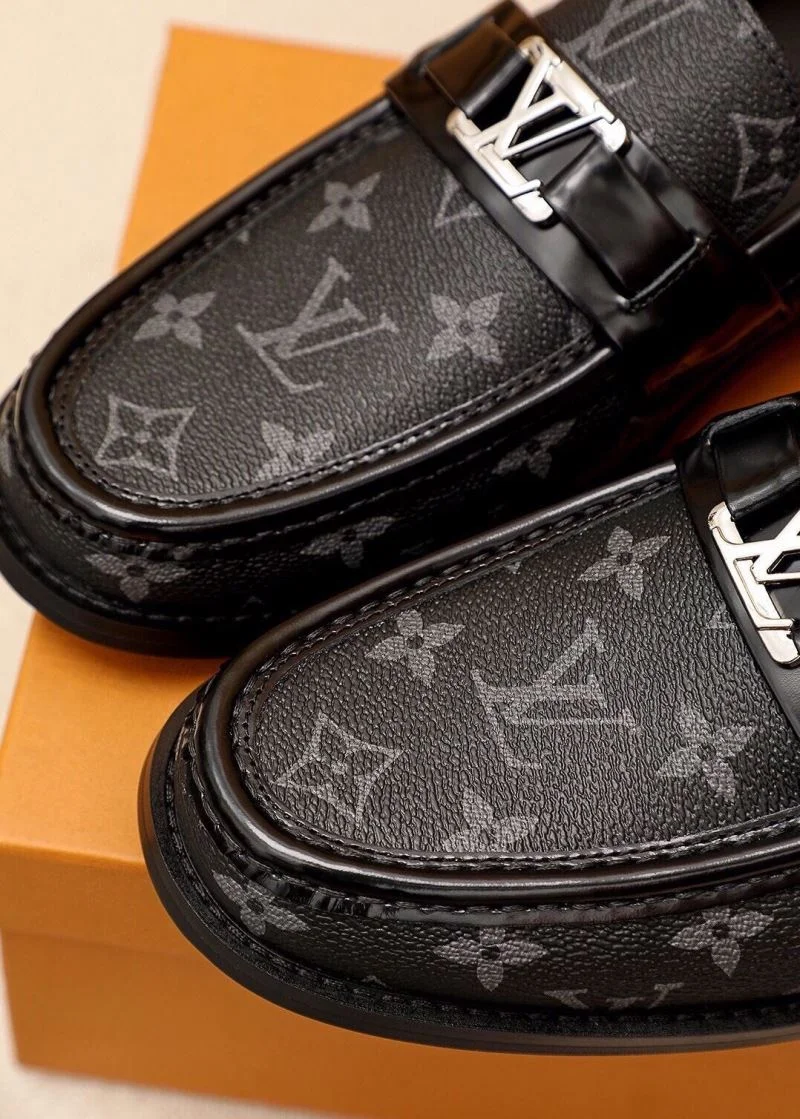 Indistinguishable Louis Vuitton Business Shoes