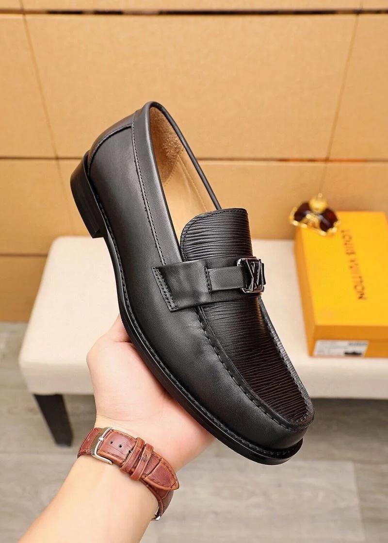 Value-priced Louis Vuitton Business Shoes