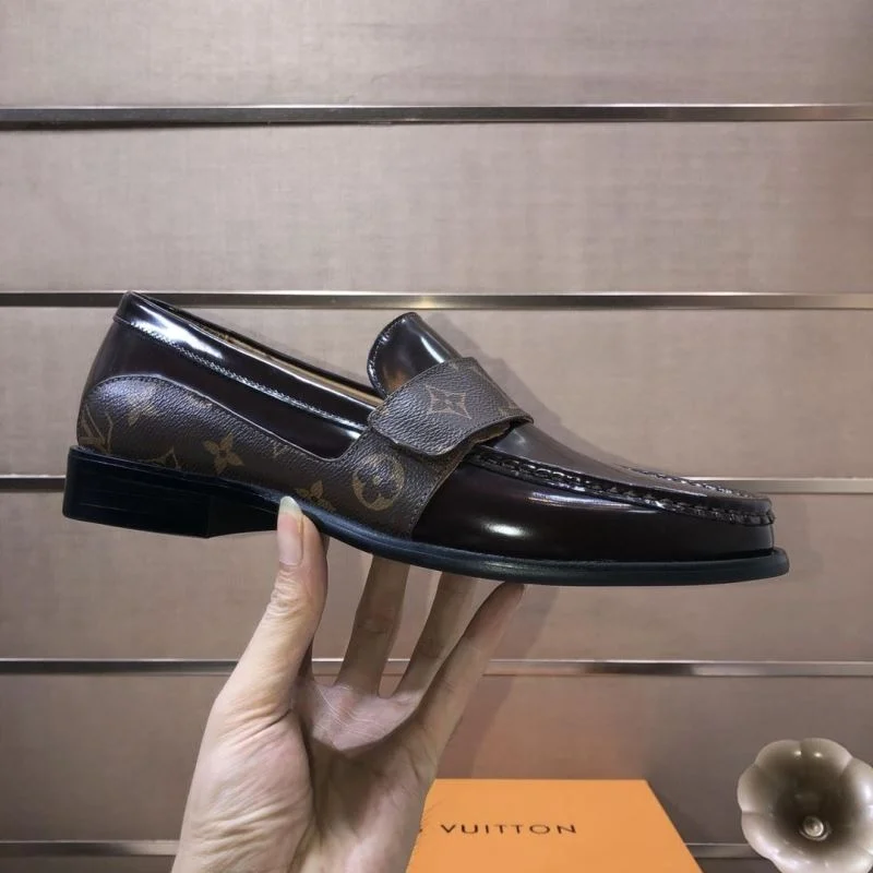 Precise copy Louis Vuitton Business Shoes