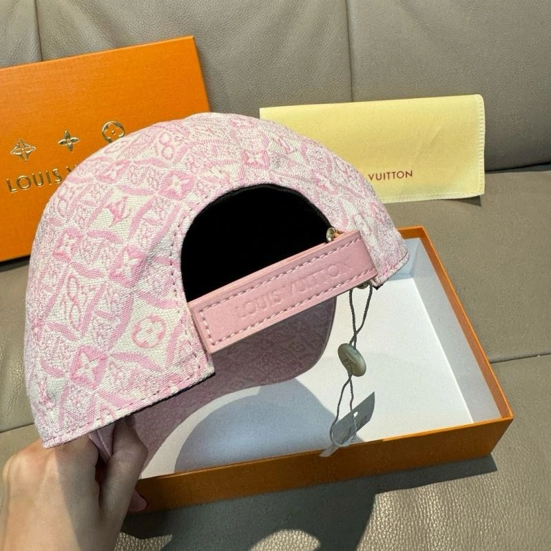 Low-cost Louis Vuitton Caps