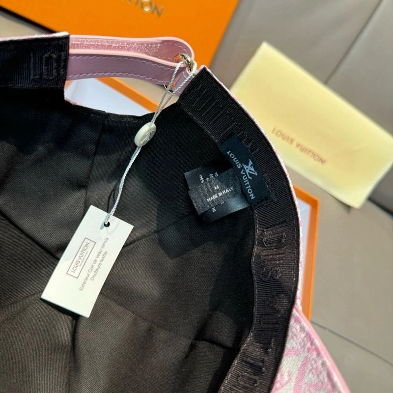 Low-cost Louis Vuitton Caps
