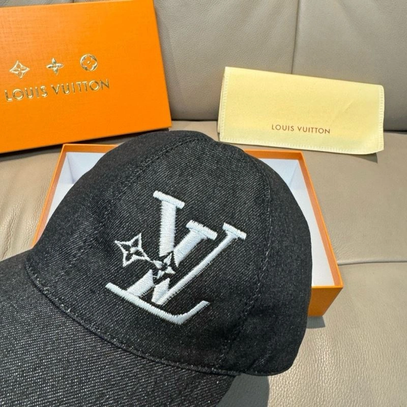 Exact replica Louis Vuitton Caps