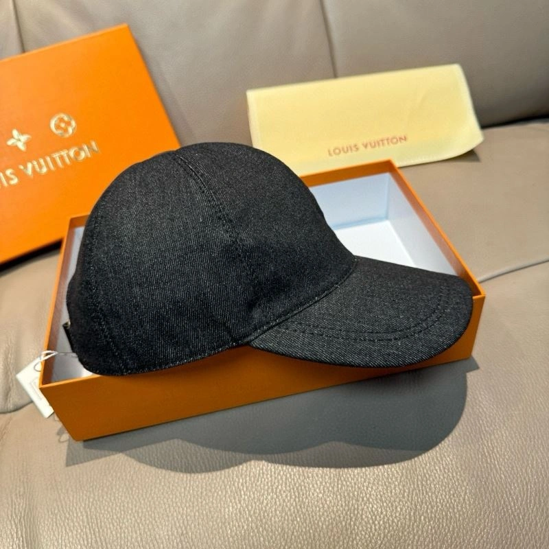 Exact replica Louis Vuitton Caps
