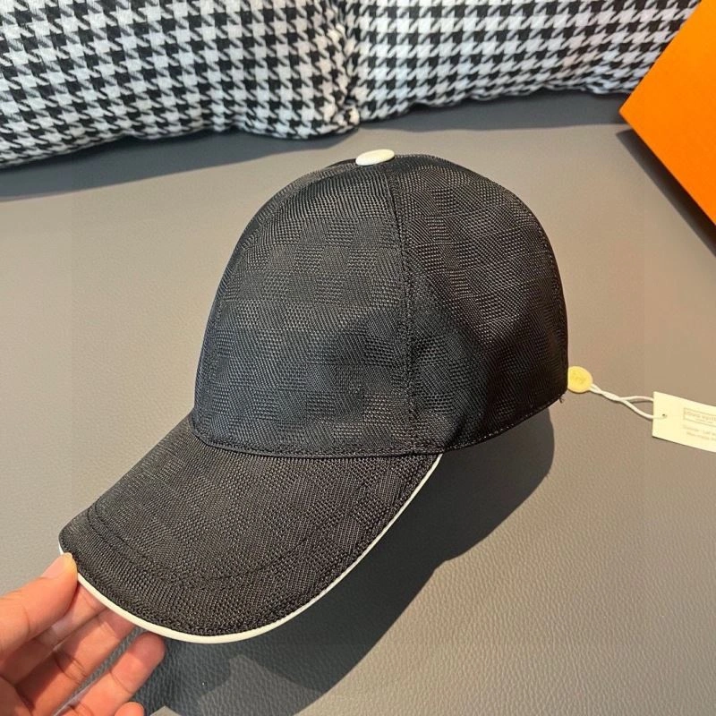 Top mirror Louis Vuitton Caps