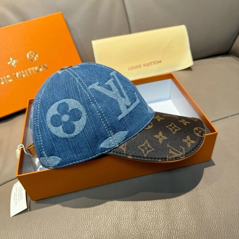Exact replica Louis Vuitton Caps