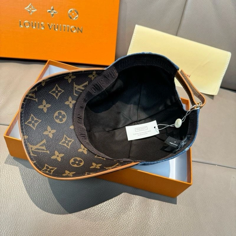 Exact replica Louis Vuitton Caps