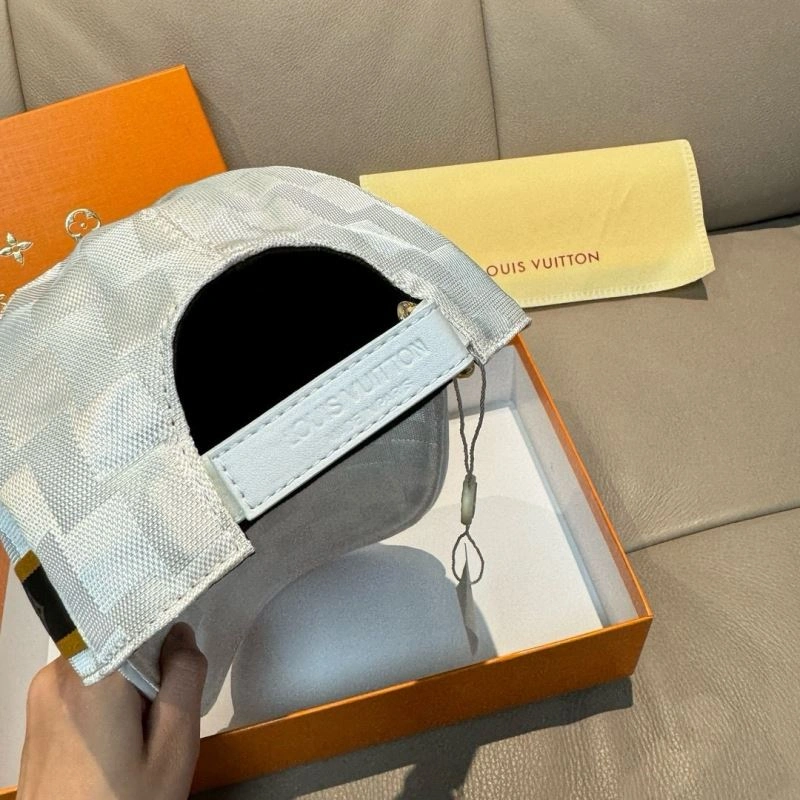 Top match Louis Vuitton Caps