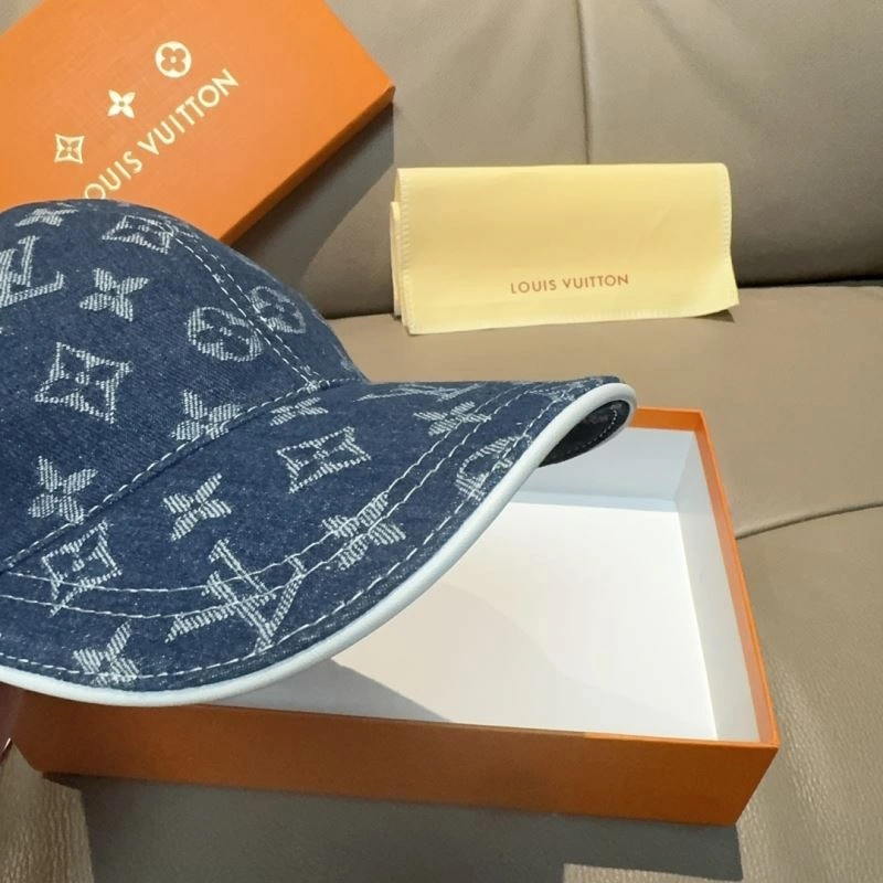 Perfect replica Louis Vuitton Caps