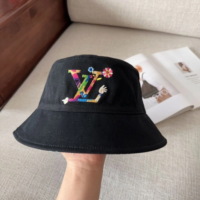 Exact replica Louis Vuitton Caps