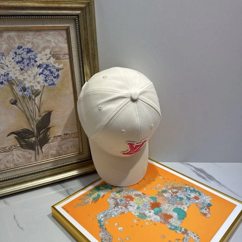 Exact replica Louis Vuitton Caps