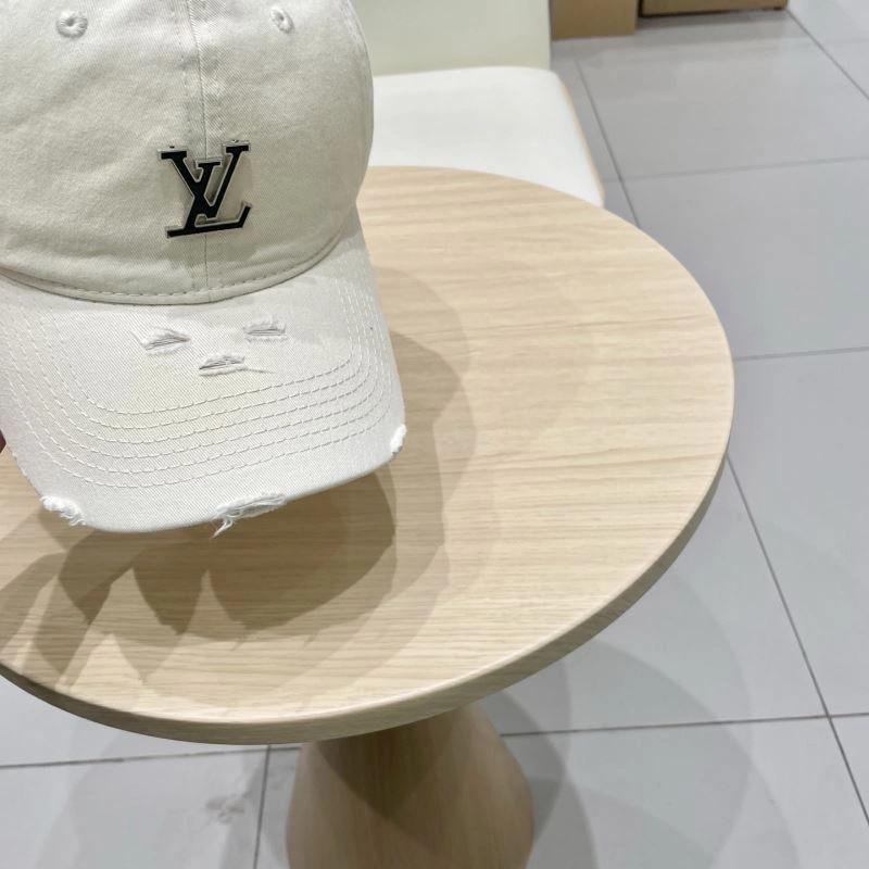Perfect replica Louis Vuitton Caps