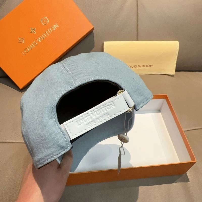 Low-cost Louis Vuitton Caps