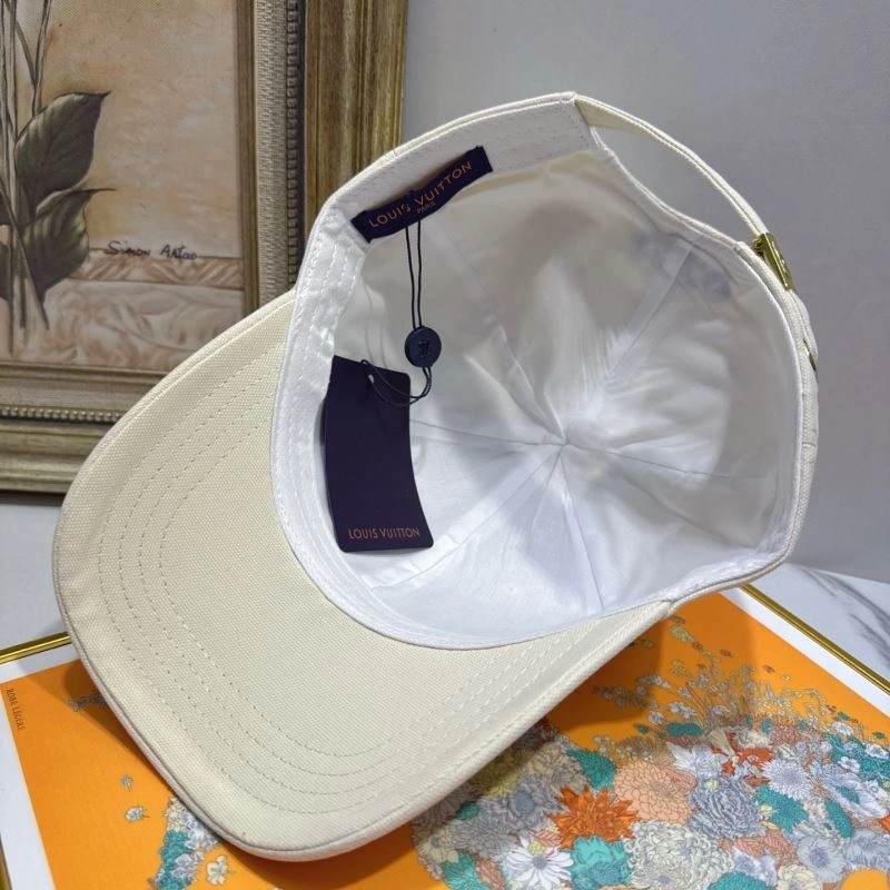 Top mirror Louis Vuitton Caps