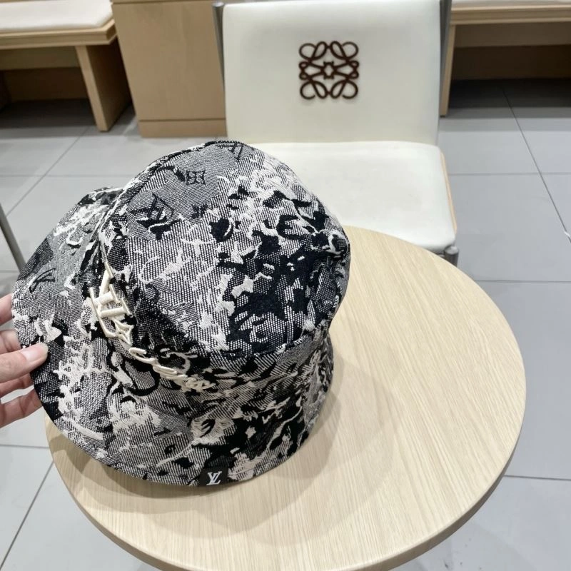 Mirror quality Louis Vuitton Caps