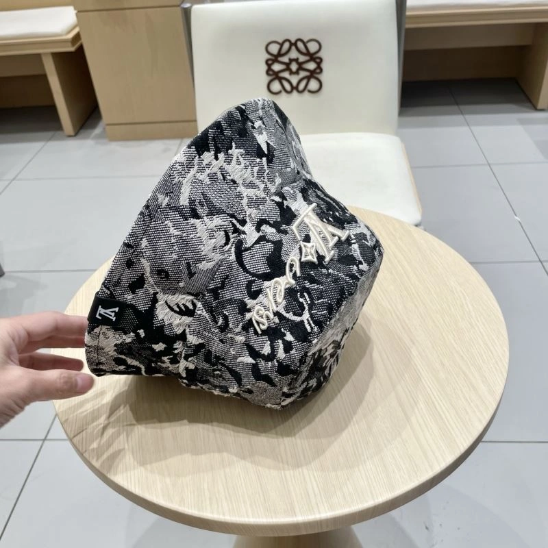 Mirror quality Louis Vuitton Caps