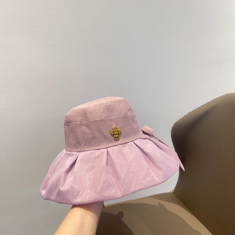 Low-cost Louis Vuitton Caps