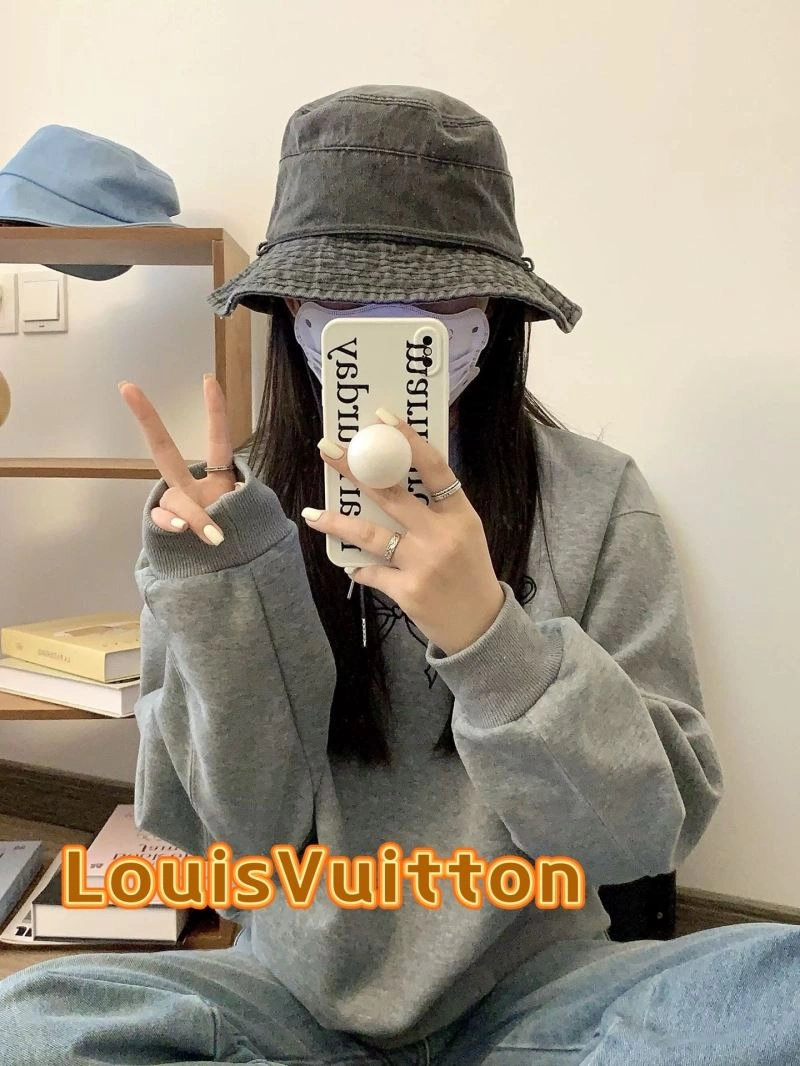 Louis Vuitton Caps