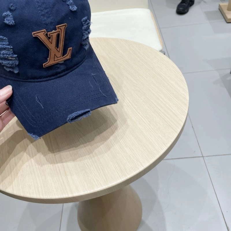 Perfect replica Louis Vuitton Caps