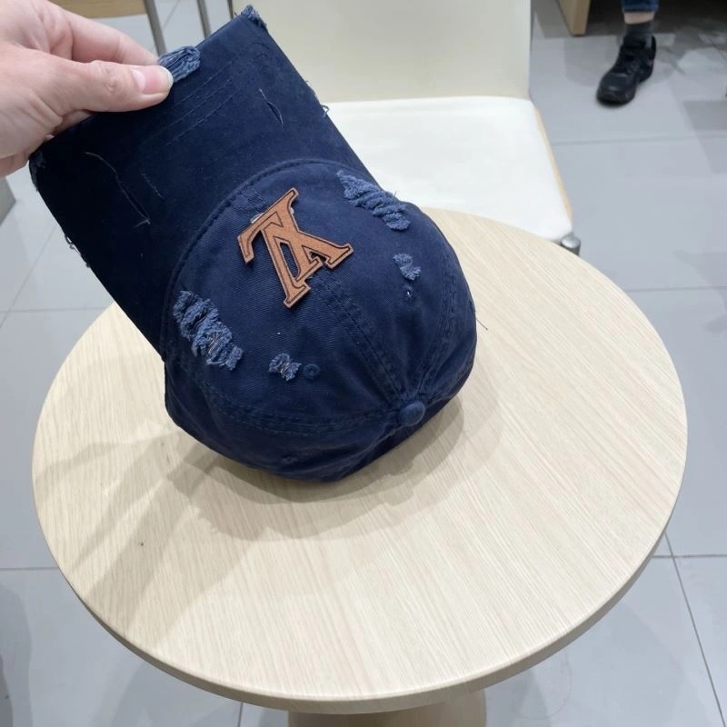 Perfect replica Louis Vuitton Caps