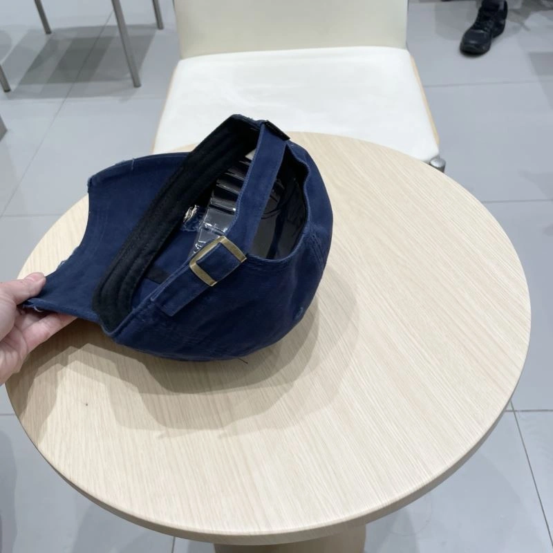 Perfect replica Louis Vuitton Caps