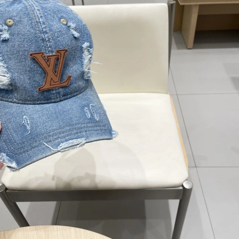 Inexpensive Louis Vuitton Caps