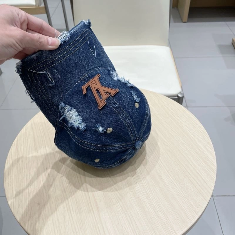 Perfect replica Louis Vuitton Caps