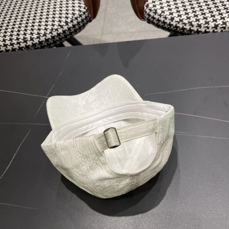 Perfect replica Louis Vuitton Caps