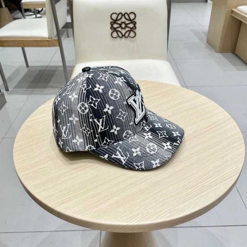 Low-cost Louis Vuitton Caps