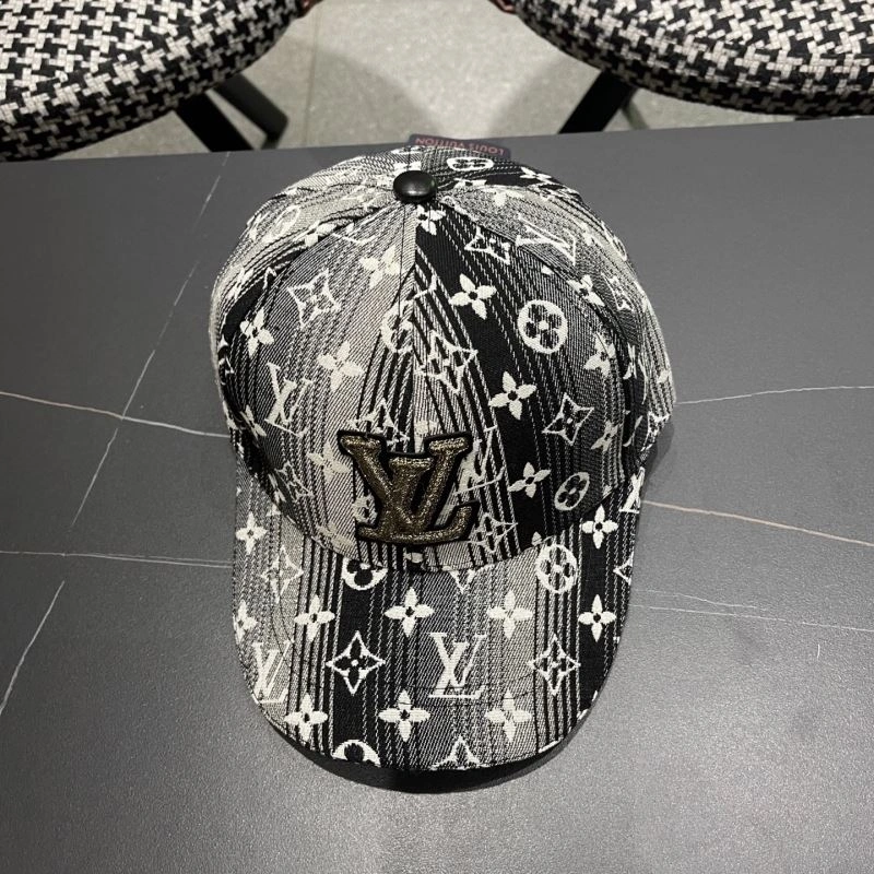 Exact replica Louis Vuitton Caps