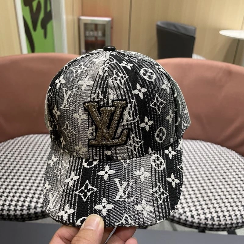 Exact replica Louis Vuitton Caps