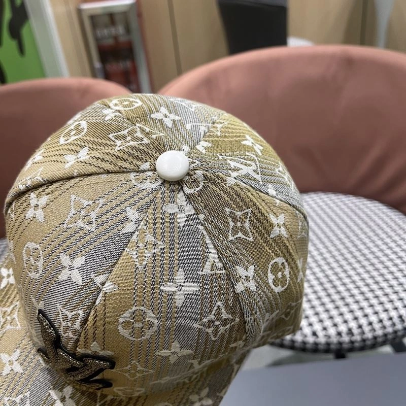 Low-cost Louis Vuitton Caps