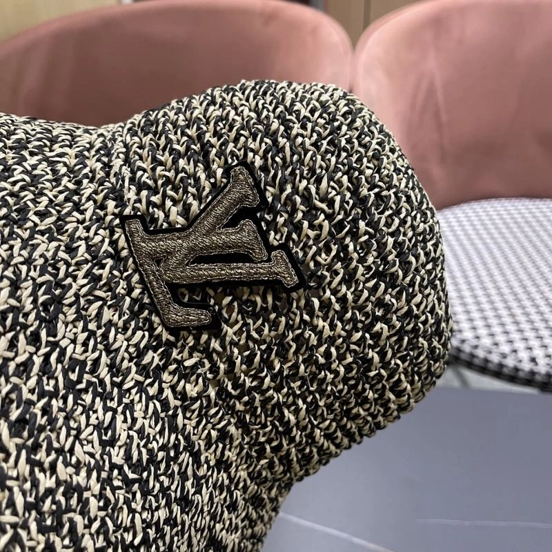 Low-cost Louis Vuitton Caps