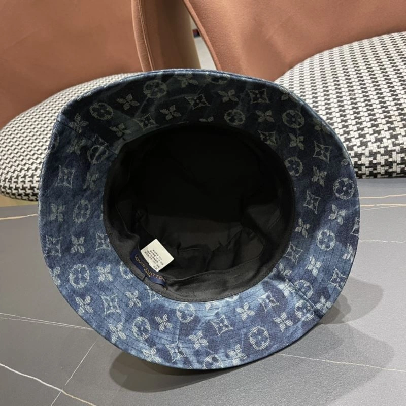 Low-cost Louis Vuitton Caps
