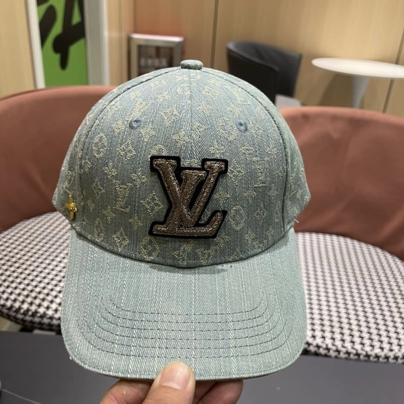 Low-cost Louis Vuitton Caps