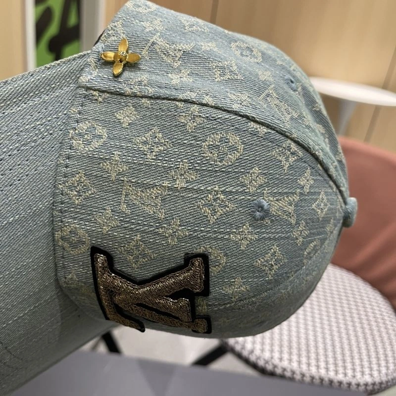 Low-cost Louis Vuitton Caps